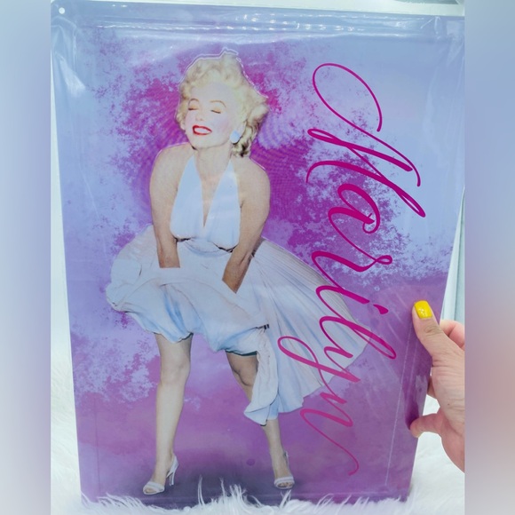 Wall Decor | Marilyn Monroe Large Tin Sign Pink | Poshmark